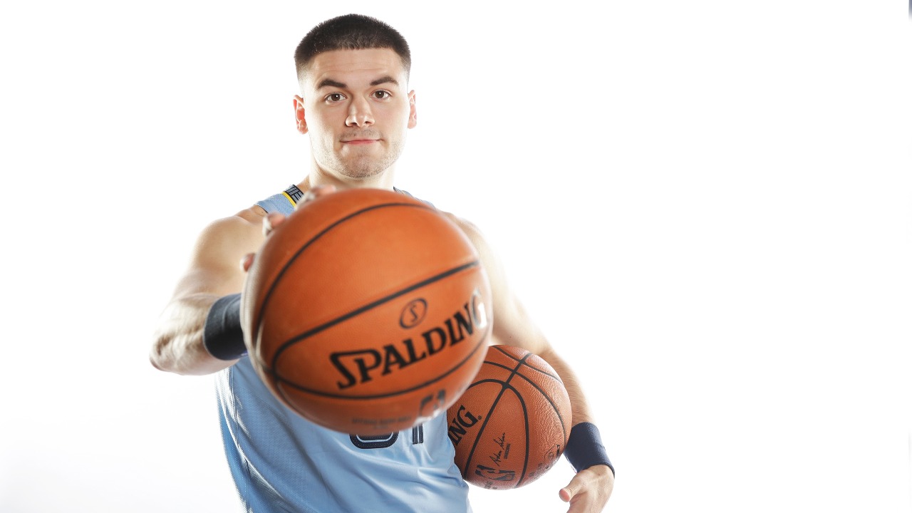 THE INCREASE: Turn to the Cross - Matt Mooney - Sports Spectrum